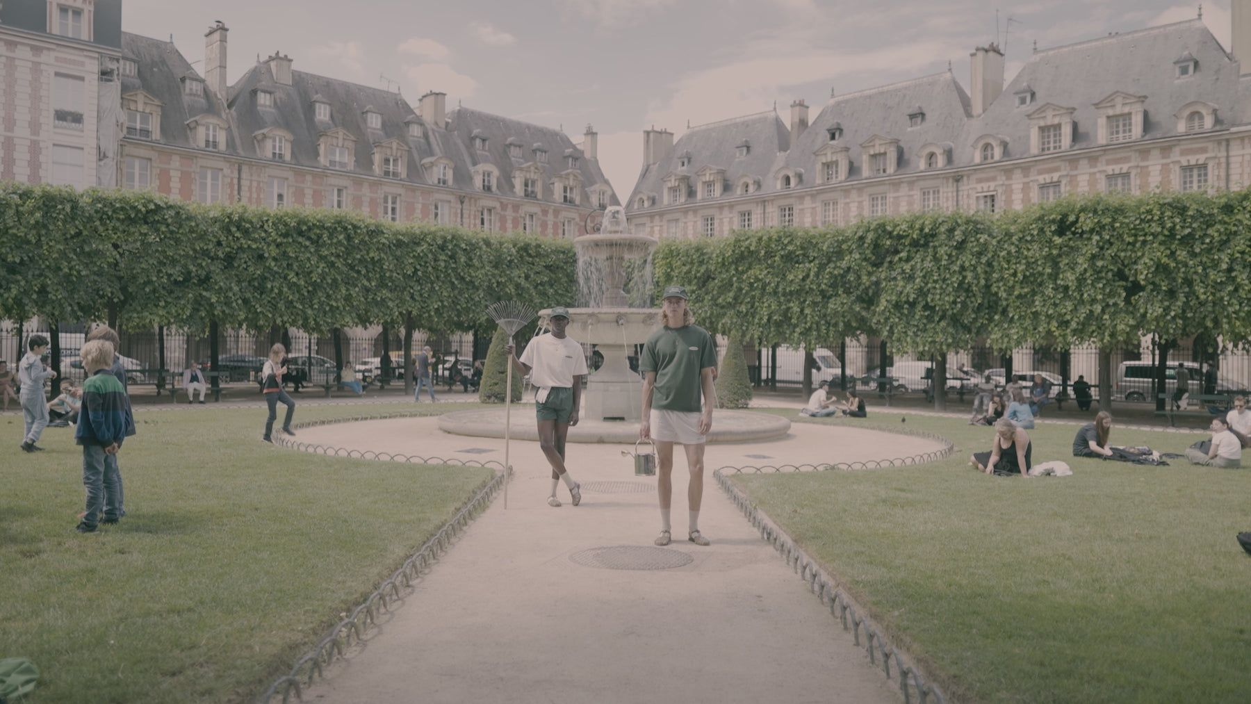 Bram's Fruit | Your luxury fruit boutique